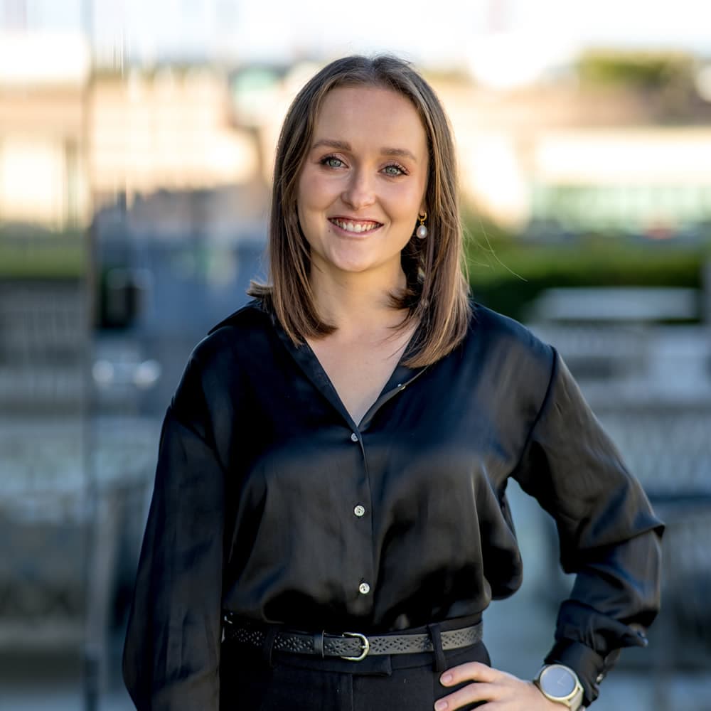 About Us - O X Y G E N